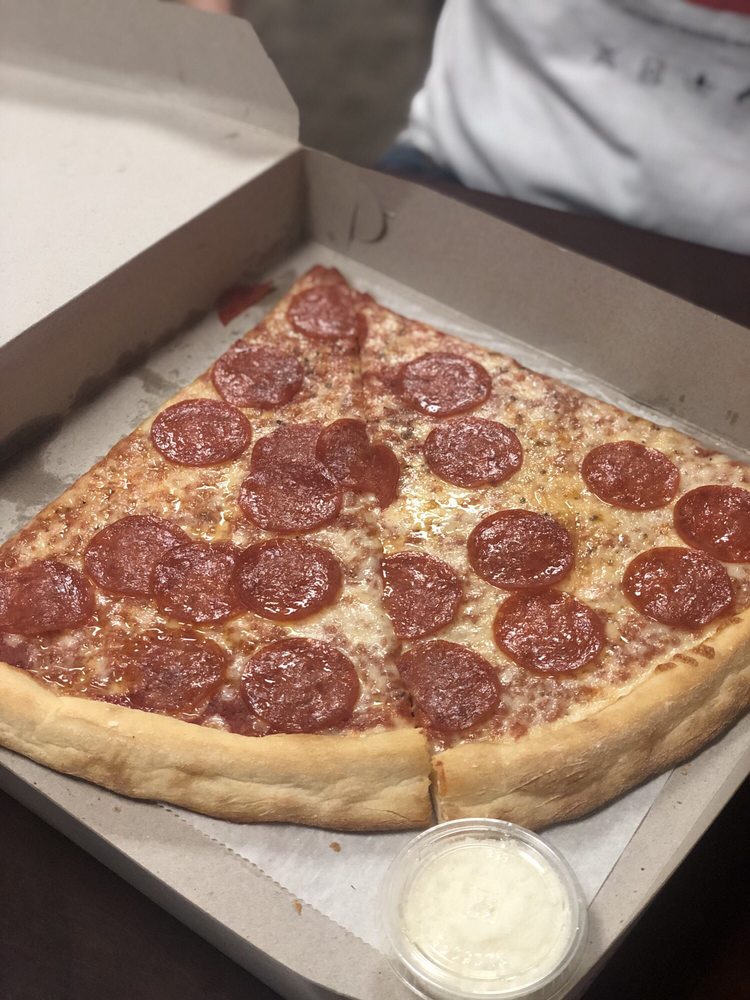 TIMES SQUARE PIZZA PARLOR - 72 Photos & 153 Reviews - 2304 E Oakland ...