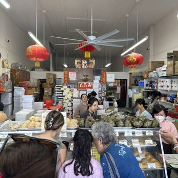 SING CHEONG YUAN BAKERY - Updated January 2025 - 3312 Photos & 741 ...