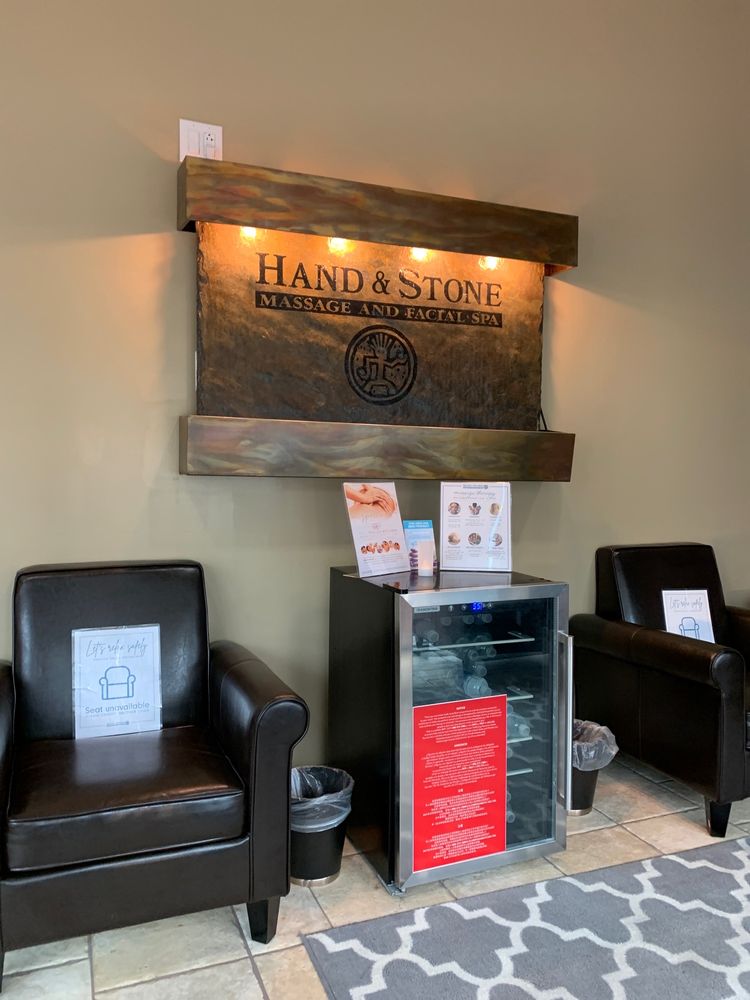 HAND & STONE MASSAGE AND FACIAL SPA - Updated May 2025 - 33 Photos & 61 ...