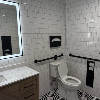 BUTTERFACE - Updated November 2025 - 302 Photos & 135 Reviews - 6115 S ...