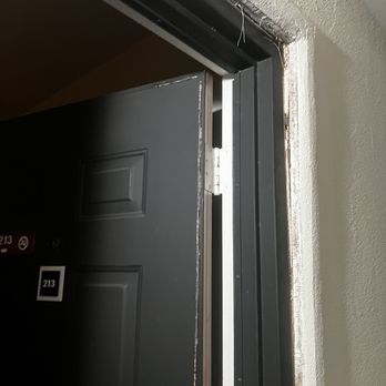 STRATUS SUITES - Updated October 2025 - 27 Photos & 13 Reviews - 404 S ...