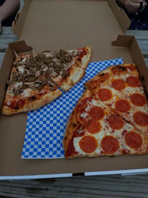 CAM’S PIZZERIA - WATERTOWN - Updated August 2024 - 68 Photos & 182 ...