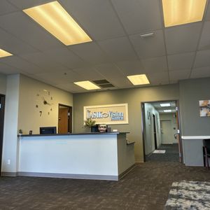 WELLISH ABRAMS VISION INSTITUTE - Updated November 2025 - 18 Photos ...