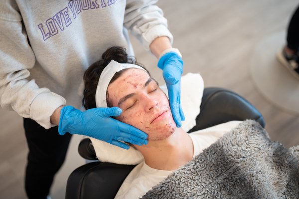 FIZZ FACIAL BAR ST. LOUIS - Updated October 2025 - 54 Photos & 22 ...