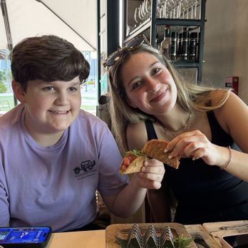 LUCKY SHUCK - Updated July 2025 - 961 Photos & 677 Reviews - 1116 Love ...