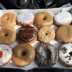 MAPLE DONUTS - 65 Photos & 98 Reviews - 3455 E Market St, York ...
