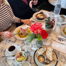 GERSI - Updated October 2025 - 344 Photos & 228 Reviews - 805 N Davis ...