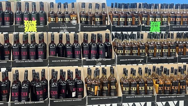 STONY BEVERAGE DEPOT - Updated October 2025 - 21 Photos - 8810 S Stony Is Ave, Chicago, Illinois ...