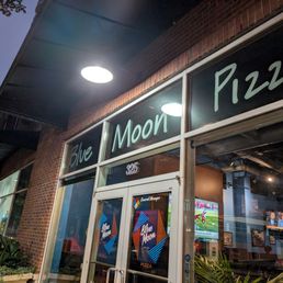 BLUE MOON PIZZA - Updated May 2025 - 257 Photos & 369 Reviews - 325 E ...
