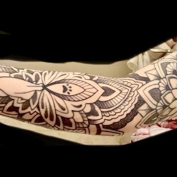 DIVINE RITES TATTOO - Updated January 2026 - 84 Photos & 20 Reviews ...