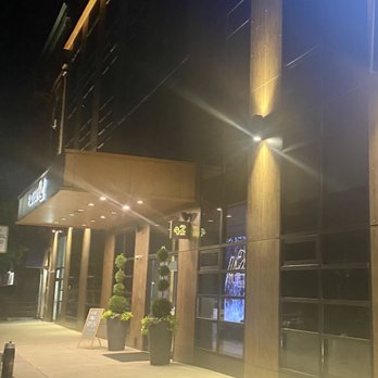 42 HOTEL - Updated May 2026 - 28 Photos & 19 Reviews - 426 S 5th St ...