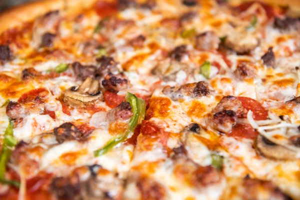 SUFFIELD PIZZA AND FAMILY RESTAURANT - 39 Photos & 27 Reviews - Pizza ...