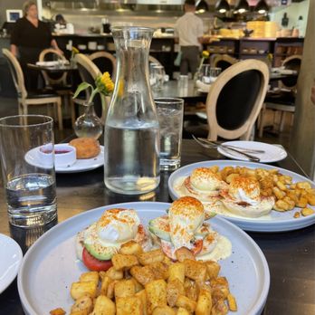 GORDON TAVERN - 43 Photos & 83 Reviews - 555 Oak St, Eugene, Oregon ...