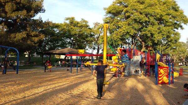 JOHN MARSHALL PARK - Updated October 2025 - 17 Photos - 2001 W La Palma ...