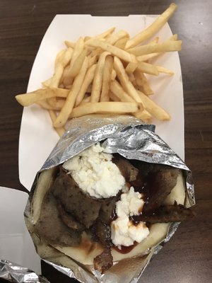 YANNIS GYROS - 42 Photos & 99 Reviews - Greek - 1814 Adlai Stevenson Dr ...
