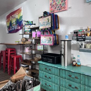 THANIA’S JUICE BAR - Updated July 2025 - 117 Photos & 109 Reviews - 868 ...