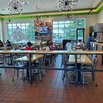 ALPACA PERUVIAN CHARCOAL CHICKEN - Updated December 2025 - 11 Photos ...