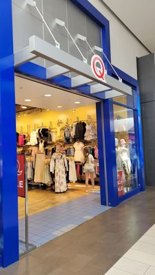 Q - Updated January 2026 - 20 Photos & 43 Reviews - 262 Los Cerritos ...