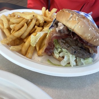 BARSTOW BURGER - Updated June 2024 - 69 Photos & 111 Reviews - 1507 E ...