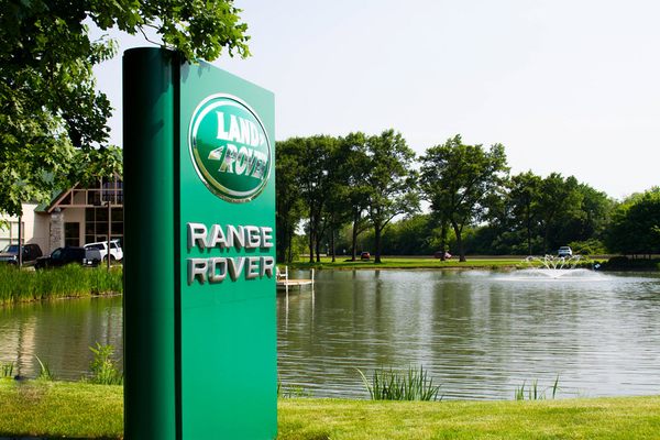 Lake Bluff Land Rover