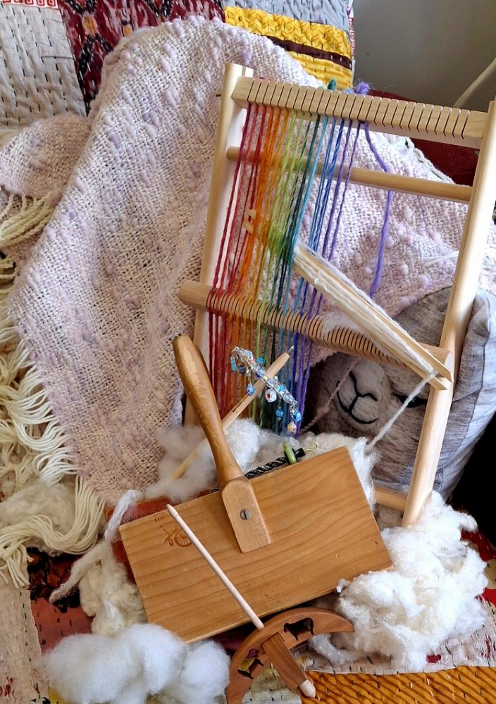 LUVIN EWE DESIGNS - Updated July 2025 - 23 Photos - 611 Dale St N ...