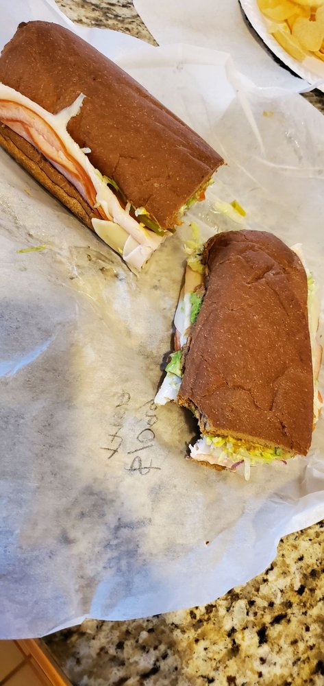 CHARLIE’S SUB SANDWICH STATION - Updated August 2024 - 43 Photos & 70 ...