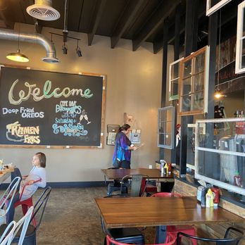 BTW - Updated December 2025 - 352 Photos & 268 Reviews - 115 E Main St ...