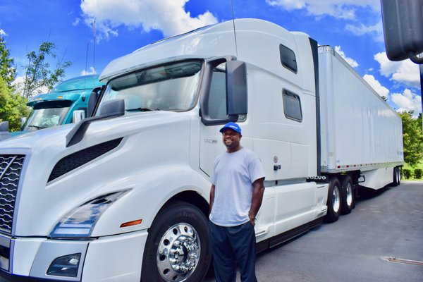 STATUS TRANSPORTATION - Updated September 2025 - 30 Photos - 4851-101 ...