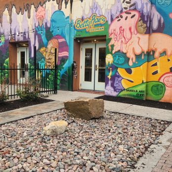 BETTY RAE’S ICE CREAM - Updated July 2024 - 479 Photos & 338 Reviews ...