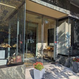 RIS - Updated October 2025 - 424 Photos & 532 Reviews - 2275 L St NW ...