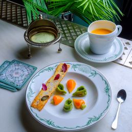 MAISON BARNES - Updated April 2025 - 26 Photos - 100 E 63rd St, New ...