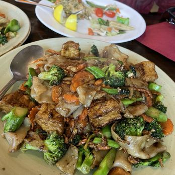 SING TONG THAI CUISINE - Updated June 2025 - 506 Photos & 355 Reviews ...