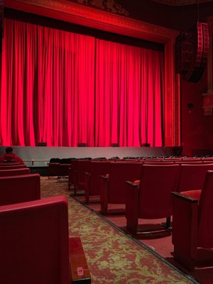 BERGEN PERFORMING ARTS CENTER - 86 Photos & 74 Reviews - Performing ...