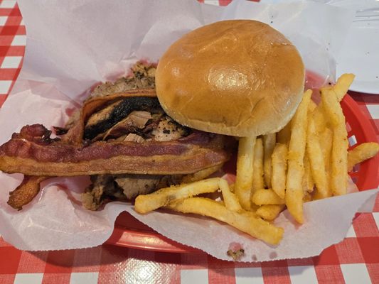PIG-N-PIZZA - Updated June 2026 - 11 Photos & 33 Reviews - 60010 Corey ...