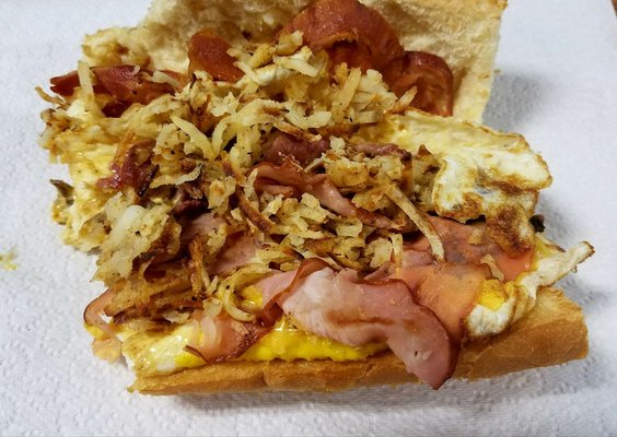 DELI ZONE - Updated August 2024 - 11 Photos & 60 Reviews - 2900 Valmont ...