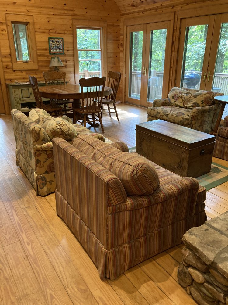 SPLENDOR MOUNTAIN - Updated October 2025 - 74 Photos - 359 Eastman ...