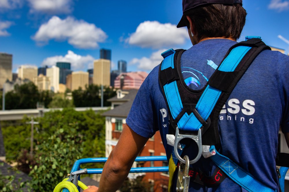 PANELESS WINDOW CLEANING - Updated December 2024 - 15 Photos - 9326 60 ...