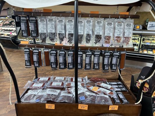 SILVER LAKE FOODS - Updated December 2025 - 22 Photos & 14 Reviews ...