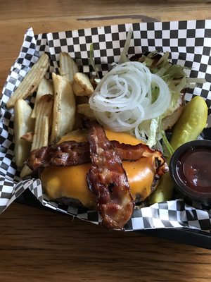 BLEACHERS SPORTS BAR & GRILL - 20 Photos & 34 Reviews - Burgers - 413 N ...