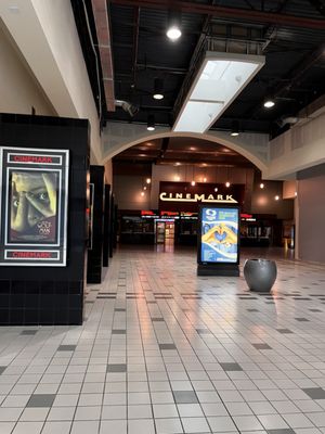 CINEMARK 17 - Updated August 2025 - 58 Photos & 115 Reviews - 2900 ...