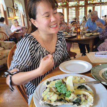 COLONY HOUSE RESTAURANT - Updated June 2024 - 125 Photos & 208 Reviews ...