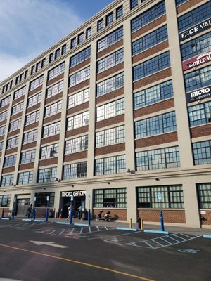 MICRO CENTER - Updated May 2025 - 96 Photos & 223 Reviews - 850 3rd Ave ...