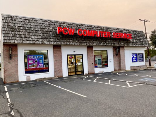 PCW COMPUTER - Updated November 2025 - 30 Reviews - 1115 New Britain Ave, West Hartford ...