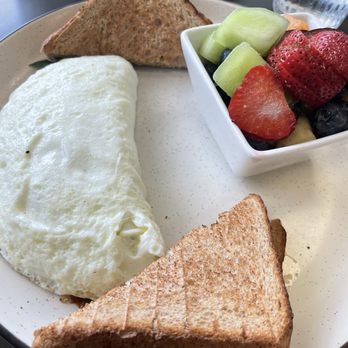 THE RHODY HEN CAFE - Updated October 2025 - 77 Photos & 51 Reviews ...