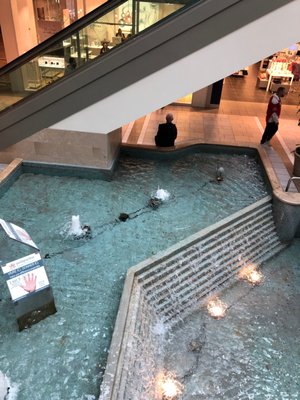 CF FAIRVIEW POINTE CLAIRE - 36 Photos & 27 Reviews - Shopping Centres ...