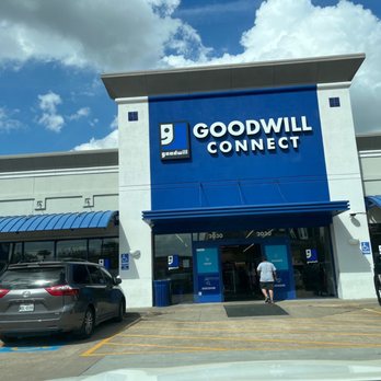 GOODWILL THRIFT STORE & DONATION CENTER- WESTHEIMER RIVER OAKS ...