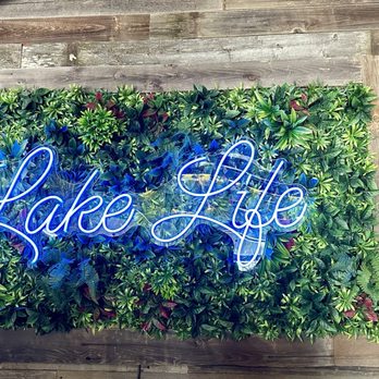 CRAWDADS ON THE LAKE - Updated July 2024 - 103 Photos & 126 Reviews ...