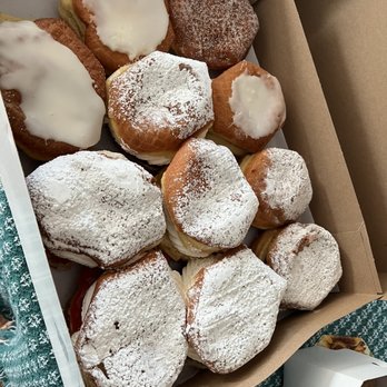 RIVERSIDE BAKE SHOP - Updated December 2025 - 31 Photos & 125 Reviews ...