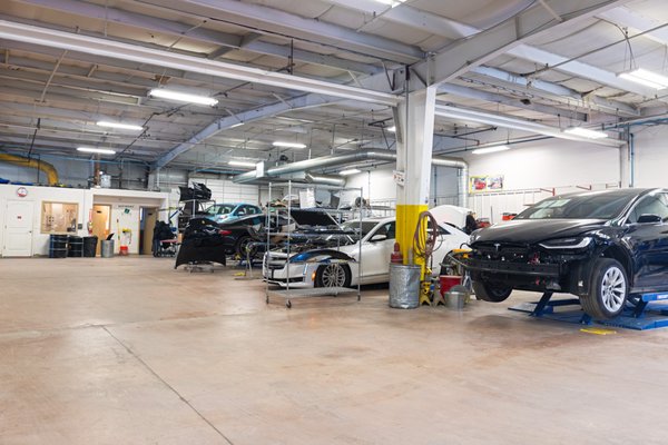 B & S HACIENDA AUTO BODY - SAN RAMON - Updated October 2025 - 32 Photos ...