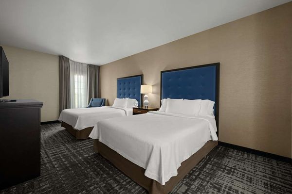 HOMEWOOD SUITES BY HILTON BAKERSFIELD - Updated May 2026 - 196 Photos ...